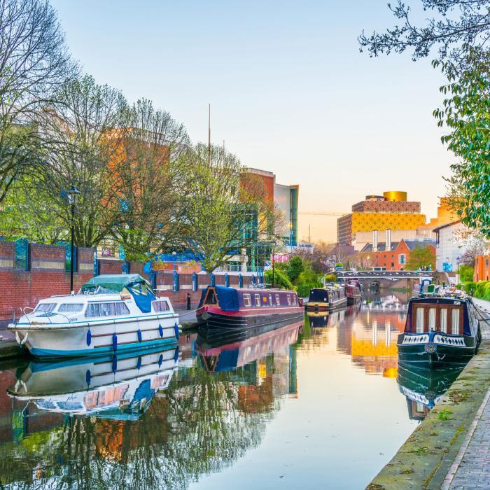 Most Beautiful Canal Cities in the World: Your Travel Guide